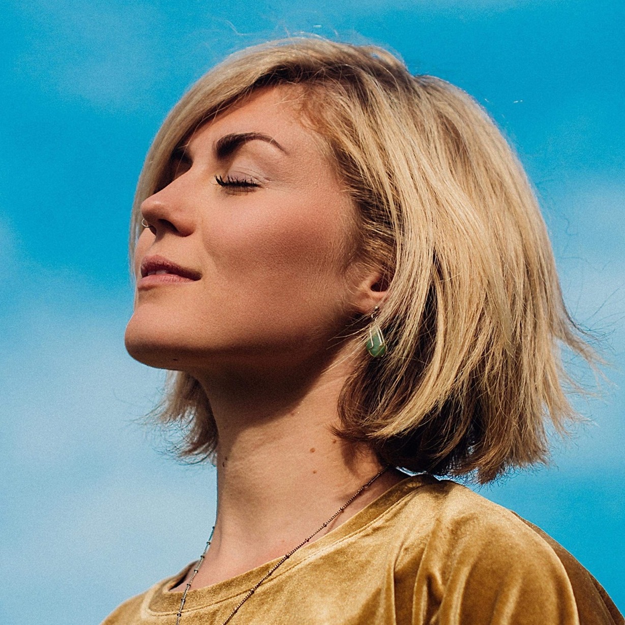 Megan O’ Neill – On The Right TRAX