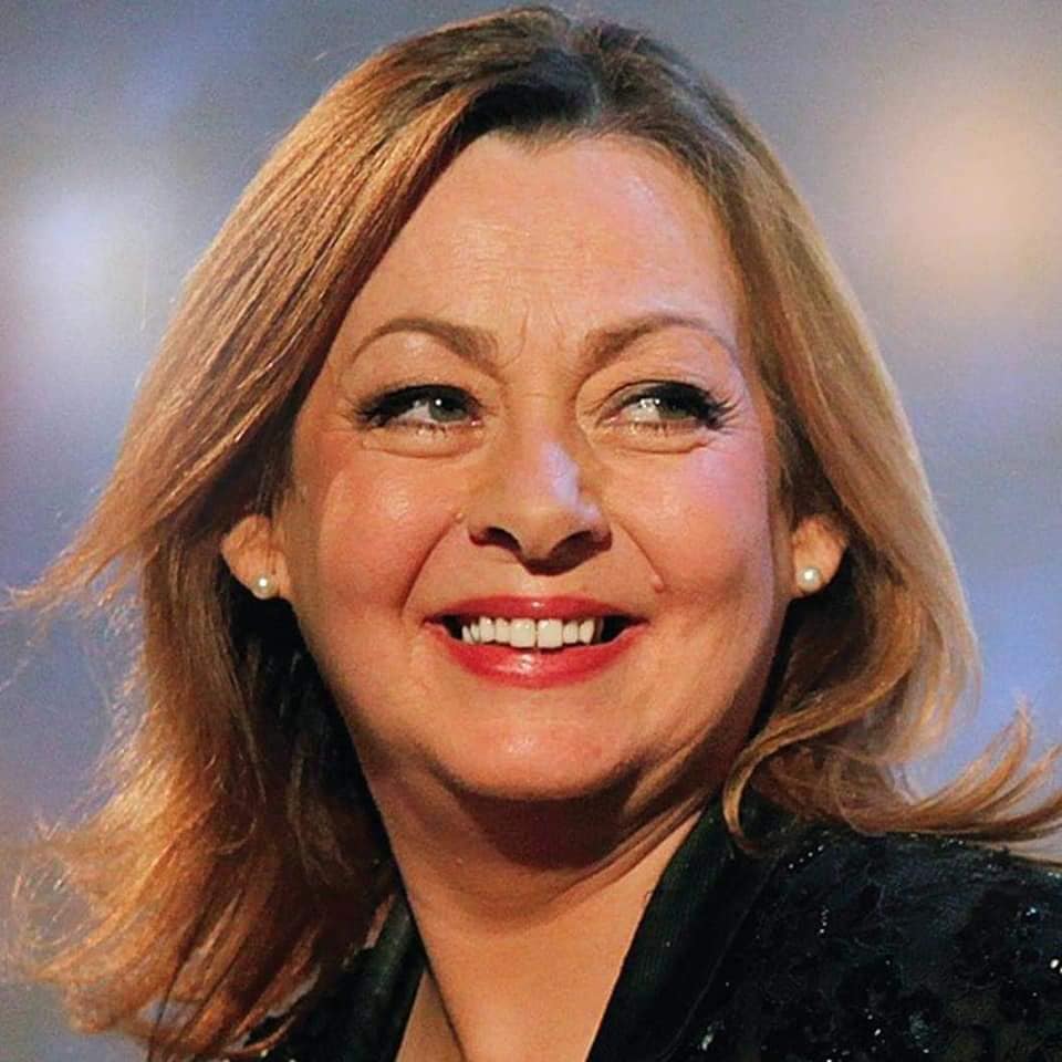 Sandy Kelly – On The Right TRAX