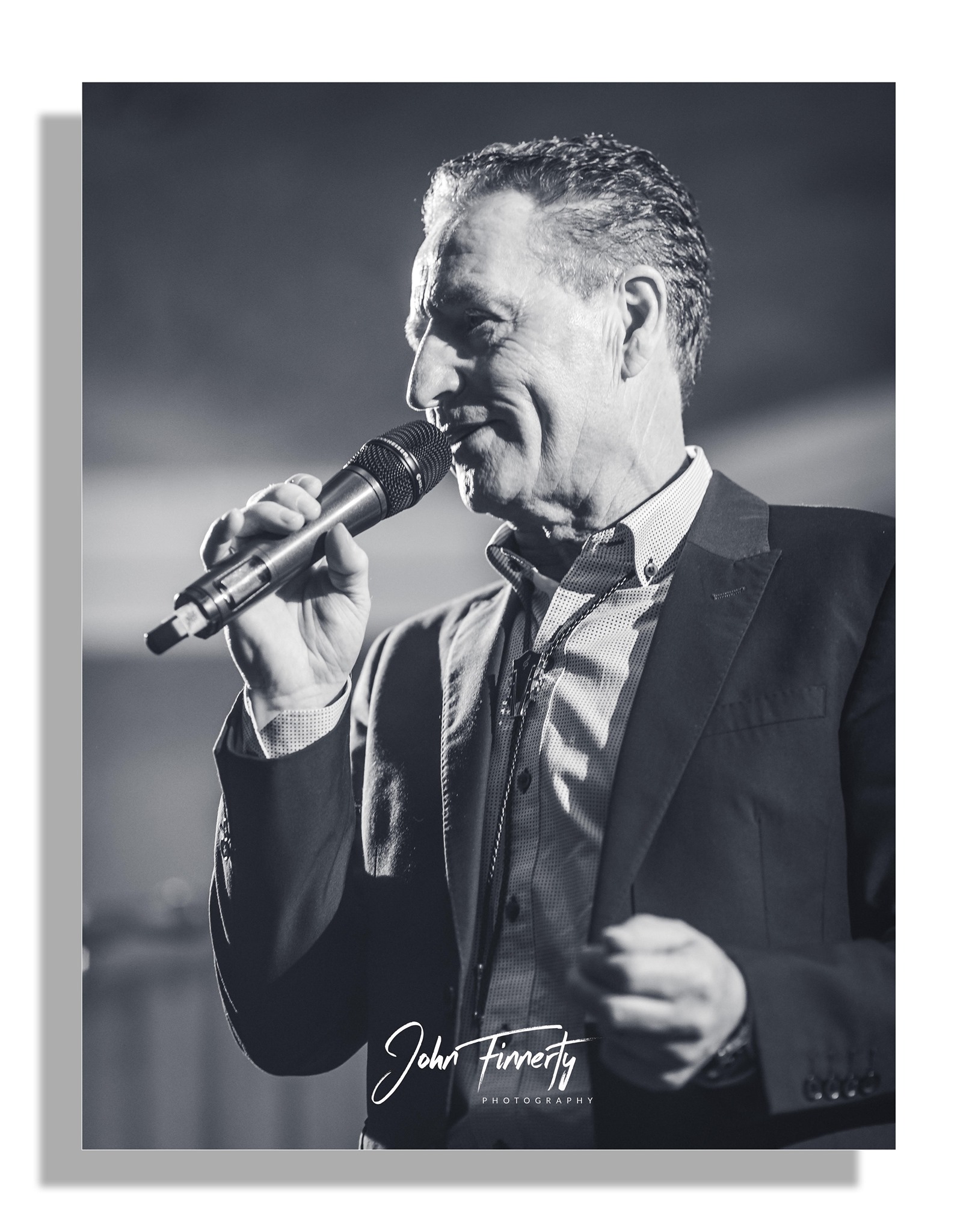 Joe Cooney – On The Right TRAX