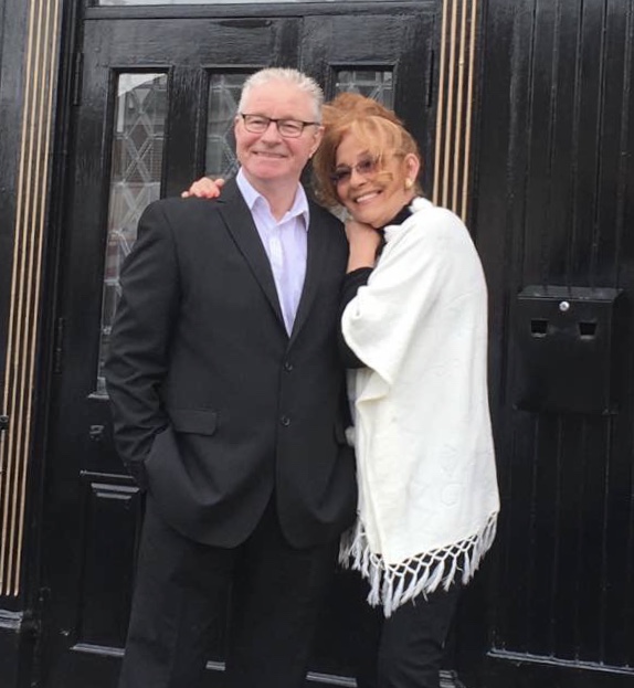 Tony Jones – On The Right TRAX