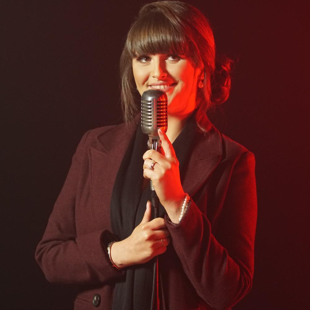 Grace Foley – On The Right TRAX