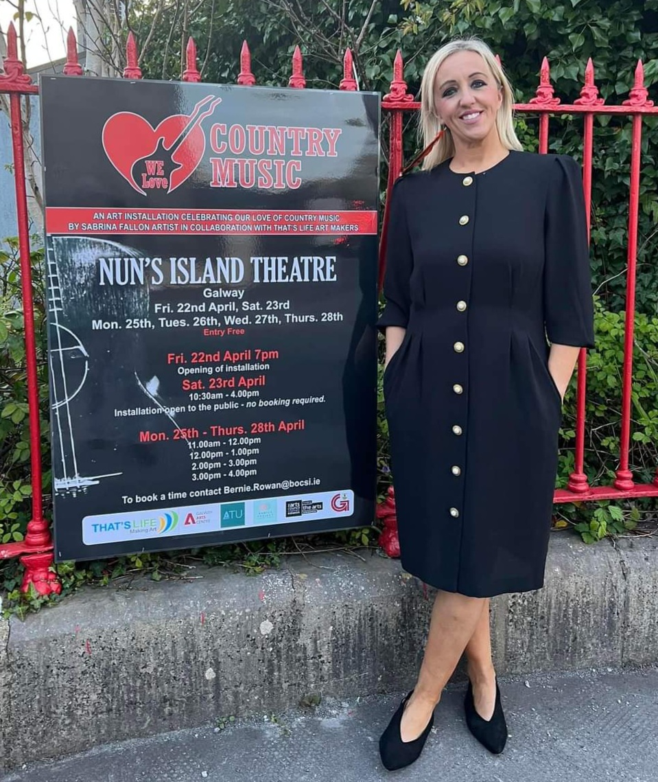 Sabrina Fallon/ George Murphy – On The Right TRAX