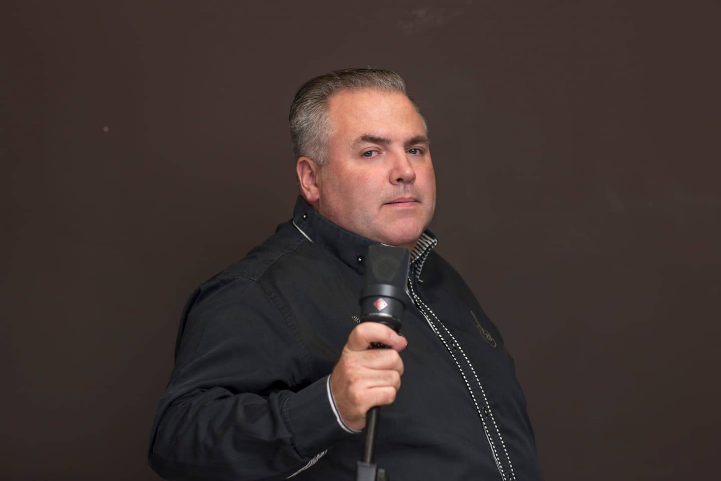 John Molloy – On The Right TRAX